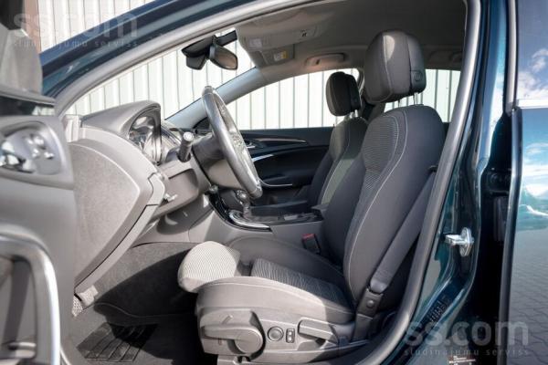 Zaļš Opel Insignia 2015 Talsi, ar dzinēja tilpumu 1.60 L un nobraukumu 218 tūkst. km par 6790 €, foto 9 vietnē AUTOMOTO.COM.LV