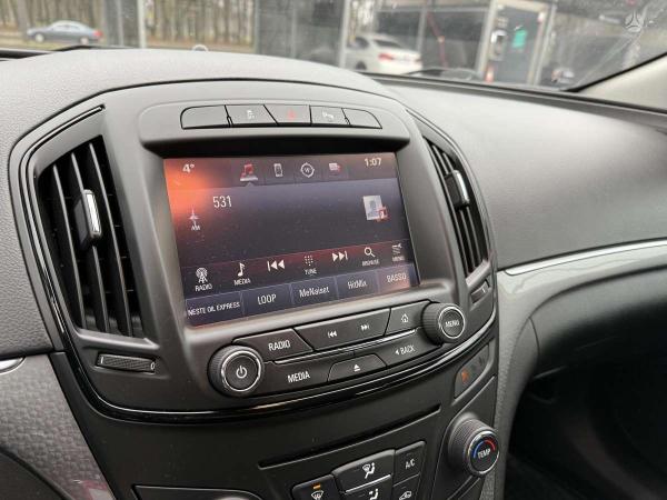 Green Opel Insignia 2016 in Kaunas, with an engine capacity of 1.60 L and mileage of 191 thousand km for 5448 €, photo 11 on AUTOMOTO.COM.LV
