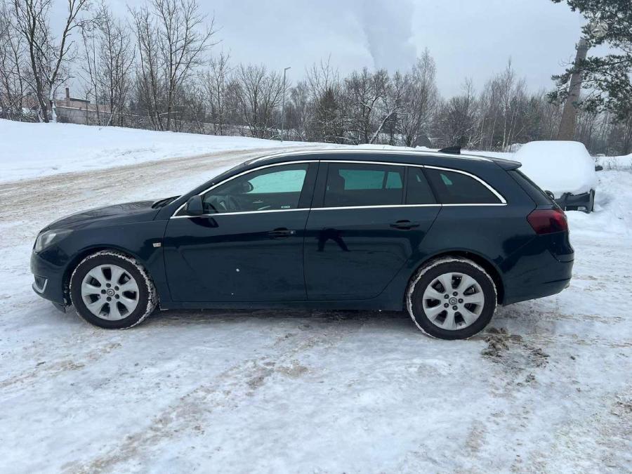Zaļš Opel Insignia 2016 Viļņa, ar dzinēja tilpumu 1.96 L un nobraukumu 295 tūkst. km par 5500 €, foto 2 vietnē AUTOMOTO.COM.LV