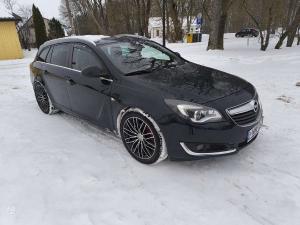 Green Opel Insignia 2016 in Sakiai, with an engine capacity of 1.60 L and mileage of 247 thousand km for 5800 €, photo 2 on AUTOMOTO.COM.LV