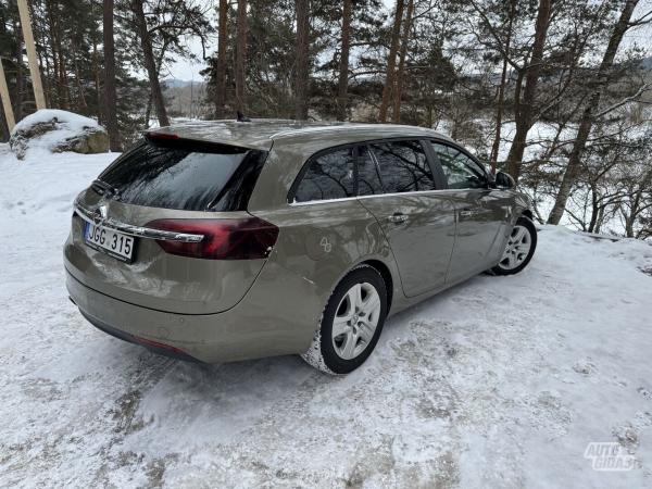Zaļš Opel Insignia 2016 Viļņa, ar dzinēja tilpumu 2.00 L un nobraukumu 158 tūkst. km par 6700 €, foto 3 vietnē AUTOMOTO.COM.LV