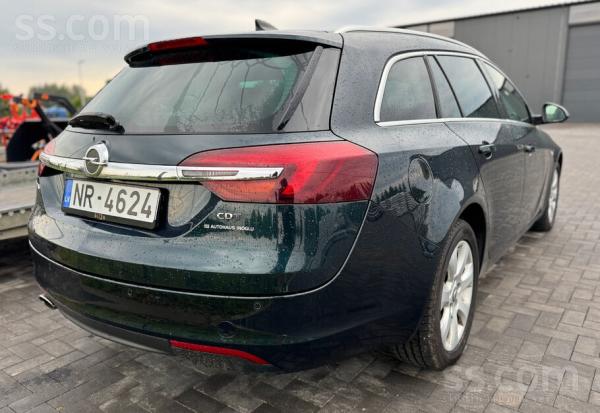Zaļš Opel Insignia 2016 Kuldīga, ar dzinēja tilpumu 2.00 L un nobraukumu 246 tūkst. km par 3600 €, foto 3 vietnē AUTOMOTO.COM.LV