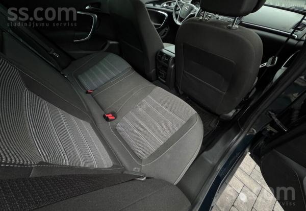 Zaļš Opel Insignia 2016 Kuldīga, ar dzinēja tilpumu 2.00 L un nobraukumu 246 tūkst. km par 3600 €, foto 5 vietnē AUTOMOTO.COM.LV