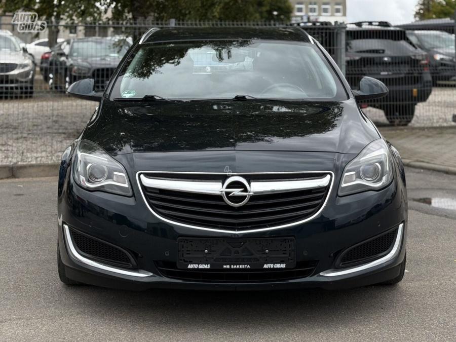 Green Opel Insignia 2016 in Kretinga, with an engine capacity of 2.00 L and mileage of 211 thousand km for 6400 €, photo 5 on AUTOMOTO.COM.LV