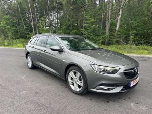 Green Opel Insignia 2017 in Kaunas, with an engine capacity of 1.96 L and mileage of 204 thousand km for 7700 €, photo 3 on AUTOMOTO.COM.LV
