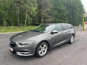 Green Opel Insignia 2017 in Kaunas, with an engine capacity of 1.96 L and mileage of 204 thousand km for 7700 €, photo 9 on AUTOMOTO.COM.LV