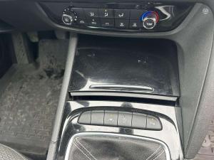 Green Opel Insignia 2017 in Kaunas, with an engine capacity of 1.96 L and mileage of 204 thousand km for 7700 €, photo 12 on AUTOMOTO.COM.LV