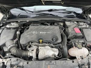 Green Opel Insignia 2017 in Kaunas, with an engine capacity of 1.96 L and mileage of 204 thousand km for 7700 €, photo 14 on AUTOMOTO.COM.LV