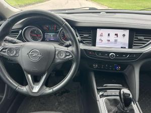 Green Opel Insignia 2017 in Kaunas, with an engine capacity of 1.96 L and mileage of 204 thousand km for 7700 €, photo 15 on AUTOMOTO.COM.LV