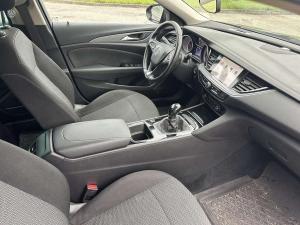 Green Opel Insignia 2017 in Kaunas, with an engine capacity of 1.96 L and mileage of 204 thousand km for 7700 €, photo 17 on AUTOMOTO.COM.LV