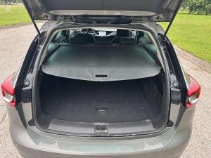 Green Opel Insignia 2017 in Kaunas, with an engine capacity of 1.96 L and mileage of 204 thousand km for 7700 €, photo 19 on AUTOMOTO.COM.LV