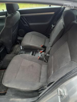 Pelēks Opel Insignia 2005 Biržai, ar dzinēja tilpumu 1.90 L un nobraukumu 349 tūkst. km par 1000 €, foto 7 vietnē AUTOMOTO.COM.LV