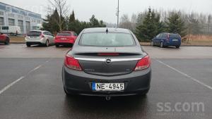 Grey Opel Insignia 2008 in Jelgava, with an engine capacity of 2.00 L and mileage of 0 thousand km for 2650 €, photo 4 on AUTOMOTO.COM.LV