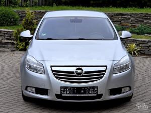 Grey Opel Insignia 2008 in Vilnius, with an engine capacity of 2.00 L and mileage of 297 thousand km for 3450 €, photo 3 on AUTOMOTO.COM.LV
