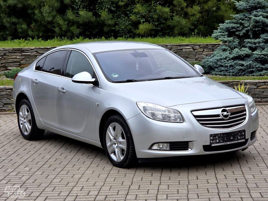 Grey Opel Insignia 2008 in Vilnius, with an engine capacity of 2.00 L and mileage of 297 thousand km for 3450 €, photo 12 on AUTOMOTO.COM.LV