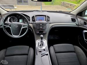 Grey Opel Insignia 2008 in Vilnius, with an engine capacity of 2.00 L and mileage of 297 thousand km for 3450 €, photo 17 on AUTOMOTO.COM.LV