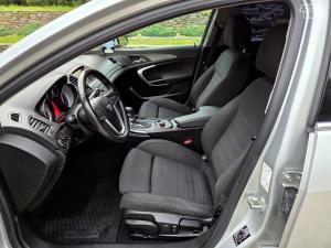 Grey Opel Insignia 2008 in Vilnius, with an engine capacity of 2.00 L and mileage of 297 thousand km for 3450 €, photo 18 on AUTOMOTO.COM.LV