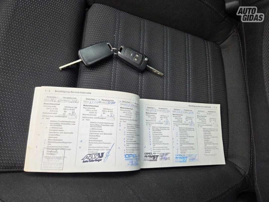 Grey Opel Insignia 2008 in Vilnius, with an engine capacity of 2.00 L and mileage of 297 thousand km for 3450 €, photo 35 on AUTOMOTO.COM.LV