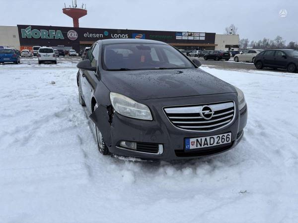 Pelēks Opel Insignia 2009 Jonava, ar dzinēja tilpumu 2.00 L un nobraukumu 290 tūkst. km par 3100 €, foto 1 vietnē AUTOMOTO.COM.LV