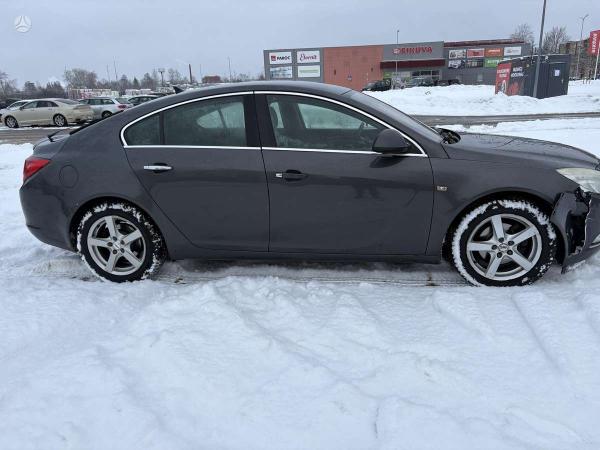 Pelēks Opel Insignia 2009 Jonava, ar dzinēja tilpumu 2.00 L un nobraukumu 290 tūkst. km par 3100 €, foto 2 vietnē AUTOMOTO.COM.LV