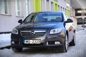 Grey Opel Insignia 2009 in Riga, with an engine capacity of 2.00 L and mileage of 330 thousand km for 2995 €, photo  on AUTOMOTO.COM.LV