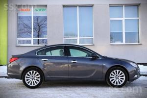 Pelēks Opel Insignia 2009 Rīga, ar dzinēja tilpumu 2.00 L un nobraukumu 330 tūkst. km par 2995 €, foto 3 vietnē AUTOMOTO.COM.LV