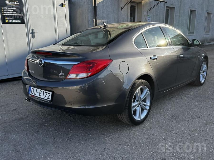 Pelēks Opel Insignia 2009 Daugavpils, ar dzinēja tilpumu 2.00 L un nobraukumu 0 tūkst. km par 4590 €, foto 7 vietnē AUTOMOTO.COM.LV