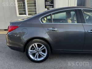 Pelēks Opel Insignia 2009 Daugavpils, ar dzinēja tilpumu 2.00 L un nobraukumu 0 tūkst. km par 4590 €, foto 9 vietnē AUTOMOTO.COM.LV