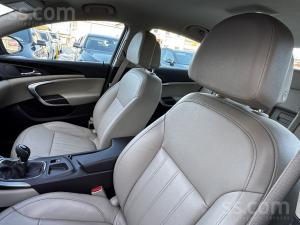 Grey Opel Insignia 2009 in Daugavpils, with an engine capacity of 2.00 L and mileage of 0 thousand km for 4590 €, photo 22 on AUTOMOTO.COM.LV