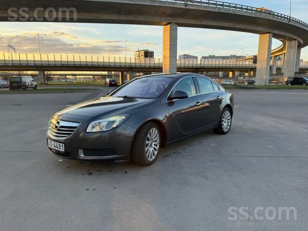 Pelēks Opel Insignia 2009 Rīga, ar dzinēja tilpumu 2.00 L un nobraukumu 253 tūkst. km par 2500 €, foto 6 vietnē AUTOMOTO.COM.LV