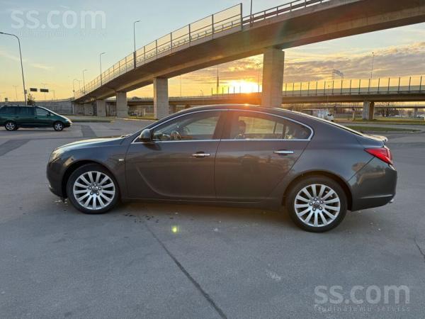 Pelēks Opel Insignia 2009 Rīga, ar dzinēja tilpumu 2.00 L un nobraukumu 253 tūkst. km par 2500 €, foto 7 vietnē AUTOMOTO.COM.LV