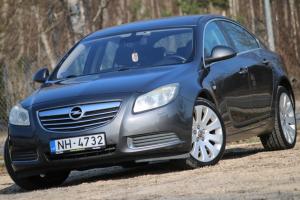 Grey Opel Insignia 2009 in Riga, with an engine capacity of 2.00 L and mileage of 269 thousand km for 4790 €, photo  on AUTOMOTO.COM.LV