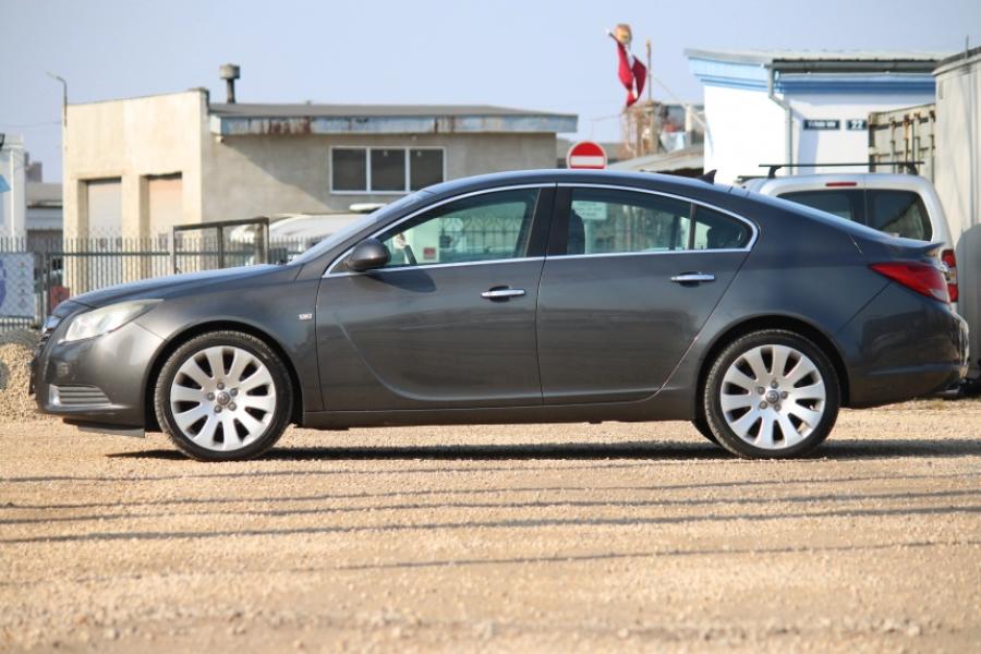 Pelēks Opel Insignia 2009 Rīga, ar dzinēja tilpumu 2.00 L un nobraukumu 269 tūkst. km par 4790 €, foto 4 vietnē AUTOMOTO.COM.LV