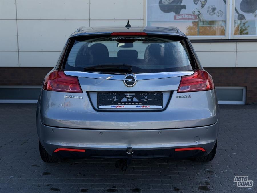 Grey Opel Insignia 2009 in Kretinga, with an engine capacity of 2.00 L and mileage of 277 thousand km for 3999 €, photo 8 on AUTOMOTO.COM.LV