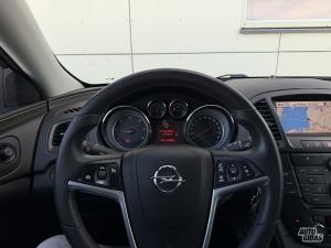 Grey Opel Insignia 2009 in Kretinga, with an engine capacity of 2.00 L and mileage of 277 thousand km for 3999 €, photo 10 on AUTOMOTO.COM.LV