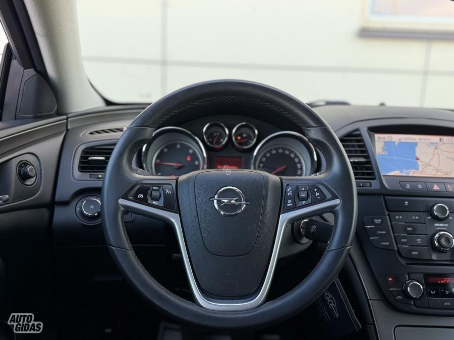 Grey Opel Insignia 2009 in Kretinga, with an engine capacity of 2.00 L and mileage of 277 thousand km for 3999 €, photo 13 on AUTOMOTO.COM.LV