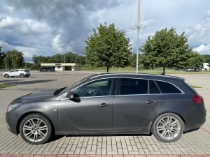 Grey Opel Insignia 2009 in Kedainiai, with an engine capacity of 1.60 L and mileage of 167 thousand km for 2500 €, photo  on AUTOMOTO.COM.LV