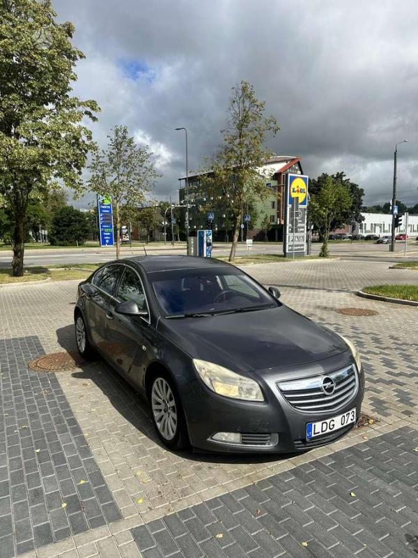 Pelēks Opel Insignia 2009 Kauņa, ar dzinēja tilpumu 1.96 L un nobraukumu 265 tūkst. km par 2100 €, foto 2 vietnē AUTOMOTO.COM.LV