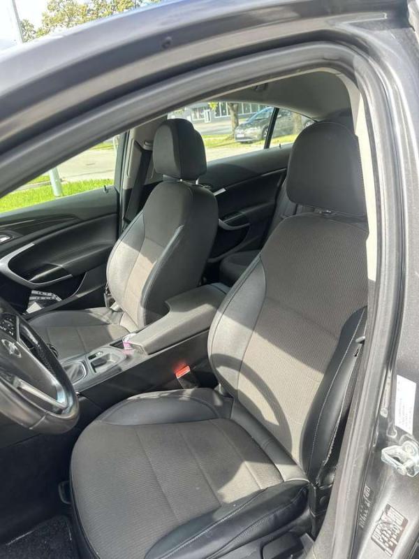Pelēks Opel Insignia 2009 Kauņa, ar dzinēja tilpumu 1.96 L un nobraukumu 265 tūkst. km par 2100 €, foto 9 vietnē AUTOMOTO.COM.LV