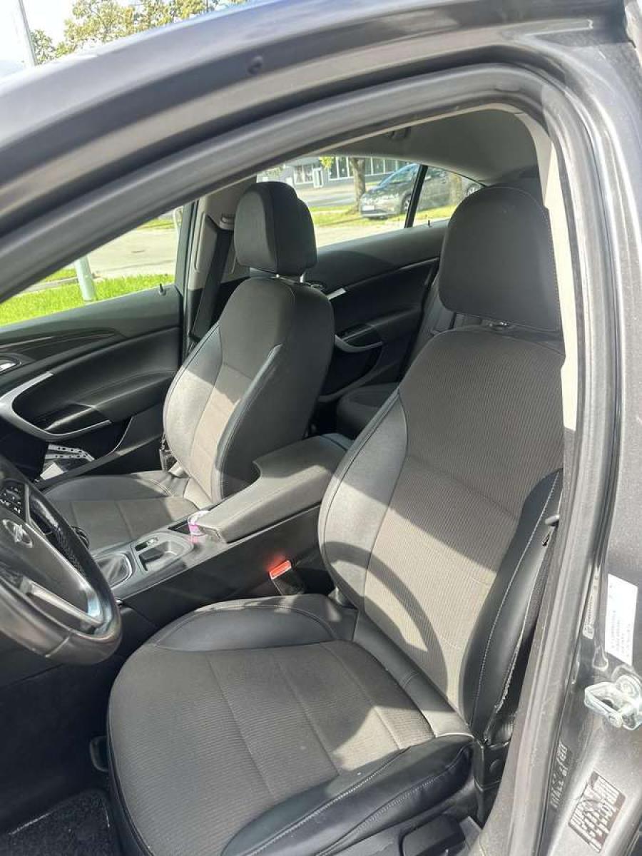 Pelēks Opel Insignia 2009 Kauņa, ar dzinēja tilpumu 1.96 L un nobraukumu 265 tūkst. km par 2100 €, foto 10 vietnē AUTOMOTO.COM.LV