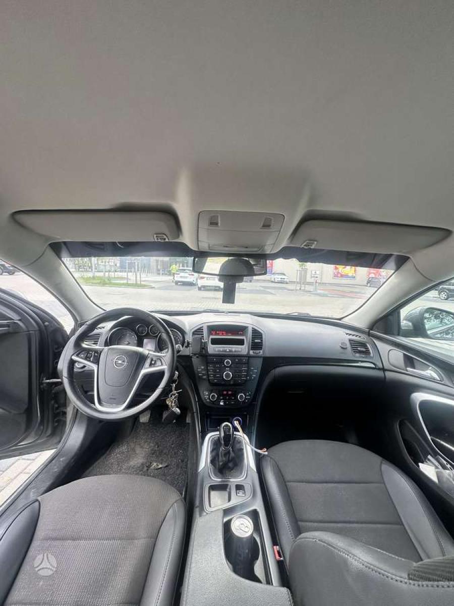 Pelēks Opel Insignia 2009 Kauņa, ar dzinēja tilpumu 1.96 L un nobraukumu 265 tūkst. km par 2100 €, foto 13 vietnē AUTOMOTO.COM.LV