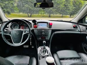 Grey Opel Insignia 2009 in Ogre, with an engine capacity of 2.00 L and mileage of 282 thousand km for 3700 €, photo 6 on AUTOMOTO.COM.LV