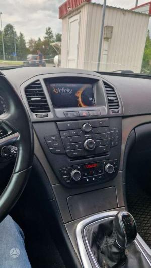 Pelēks Opel Insignia 2009 Panevēža, ar dzinēja tilpumu 1.96 L un nobraukumu 340 tūkst. km par 1450 €, foto 6 vietnē AUTOMOTO.COM.LV