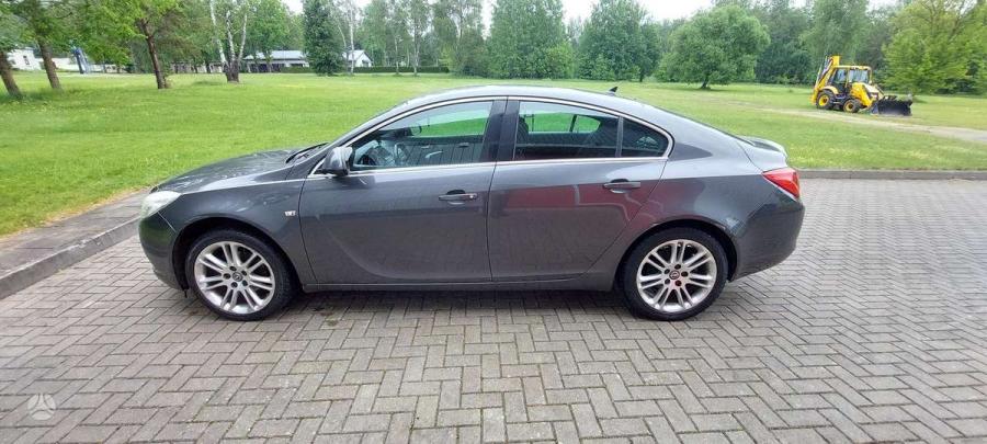 Pelēks Opel Insignia 2009 Viļņa, ar dzinēja tilpumu 1.96 L un nobraukumu 290 tūkst. km par 2300 €, foto 5 vietnē AUTOMOTO.COM.LV
