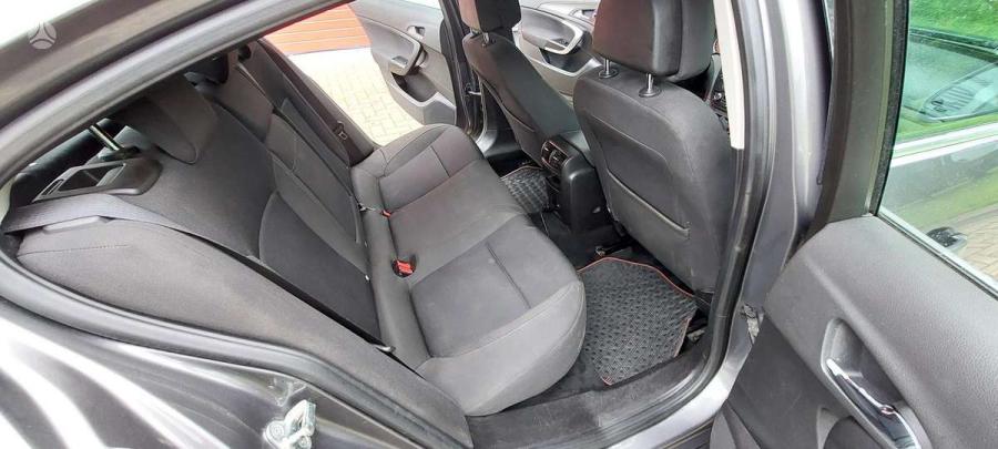 Pelēks Opel Insignia 2009 Viļņa, ar dzinēja tilpumu 1.96 L un nobraukumu 290 tūkst. km par 2300 €, foto 16 vietnē AUTOMOTO.COM.LV