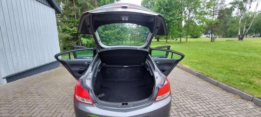Pelēks Opel Insignia 2009 Viļņa, ar dzinēja tilpumu 1.96 L un nobraukumu 290 tūkst. km par 2300 €, foto 20 vietnē AUTOMOTO.COM.LV