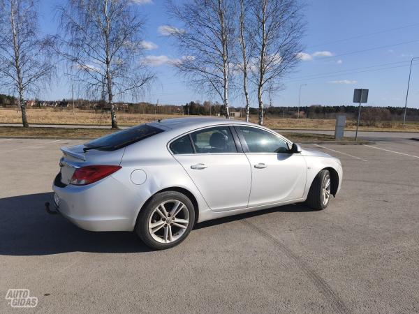 Pelēks Opel Insignia 2009 Viļņa, ar dzinēja tilpumu 2.00 L un nobraukumu 281 tūkst. km par 2000 €, foto 4 vietnē AUTOMOTO.COM.LV