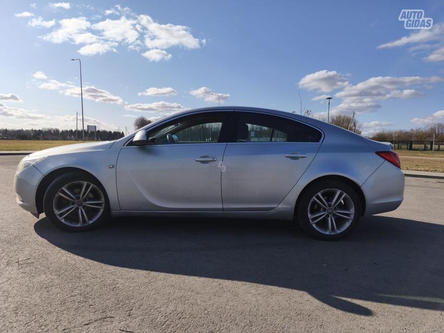 Grey Opel Insignia 2009 in Vilnius, with an engine capacity of 2.00 L and mileage of 281 thousand km for 2000 €, photo 16 on AUTOMOTO.COM.LV