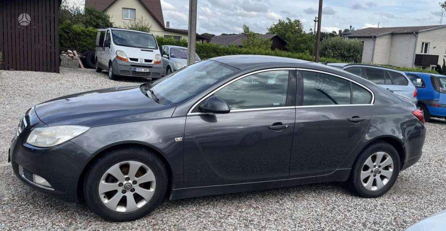 Pelēks Opel Insignia 2009 Jurbarkas, ar dzinēja tilpumu 1.80 L un nobraukumu 328 tūkst. km par 2300 €, foto 7 vietnē AUTOMOTO.COM.LV
