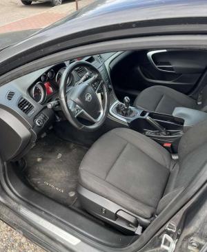 Pelēks Opel Insignia 2009 Jurbarkas, ar dzinēja tilpumu 1.80 L un nobraukumu 328 tūkst. km par 2300 €, foto 10 vietnē AUTOMOTO.COM.LV